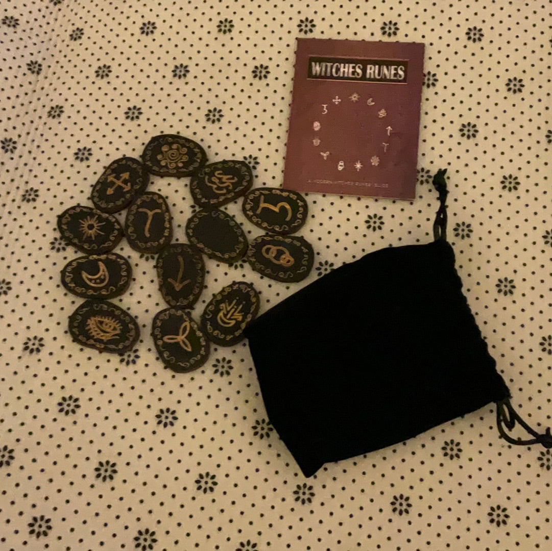 Witches Runes – The Dancing Gypsy - A space for spiritual growth